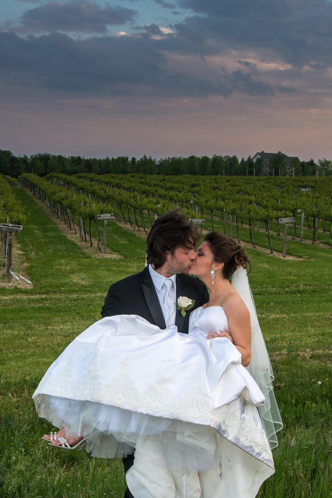 Real Wedding: Francesca and Kyle Doering ~ Wedding Blog