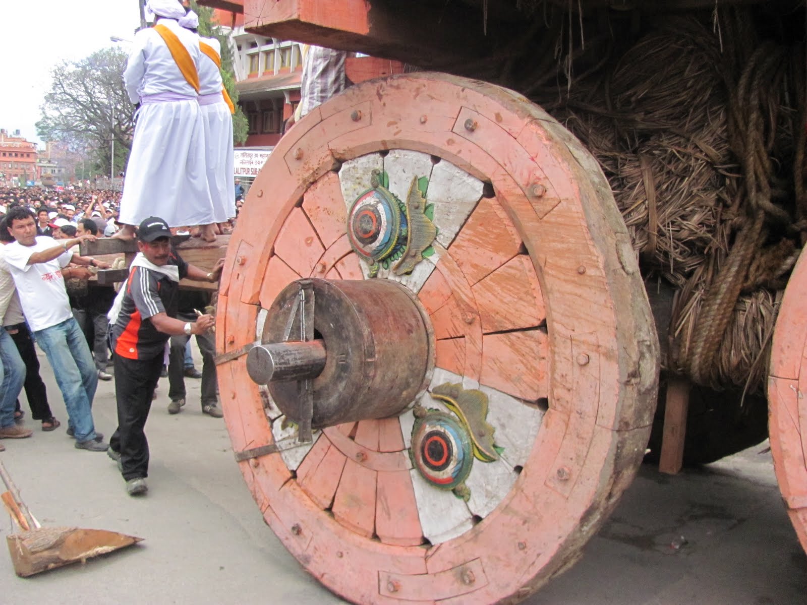 Bhasha Beguine: Rato Machhendranath Rath Jatra