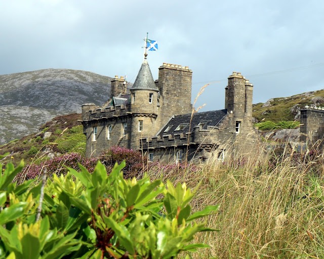 Colours of the world & Link-up: Alba gu bragh!