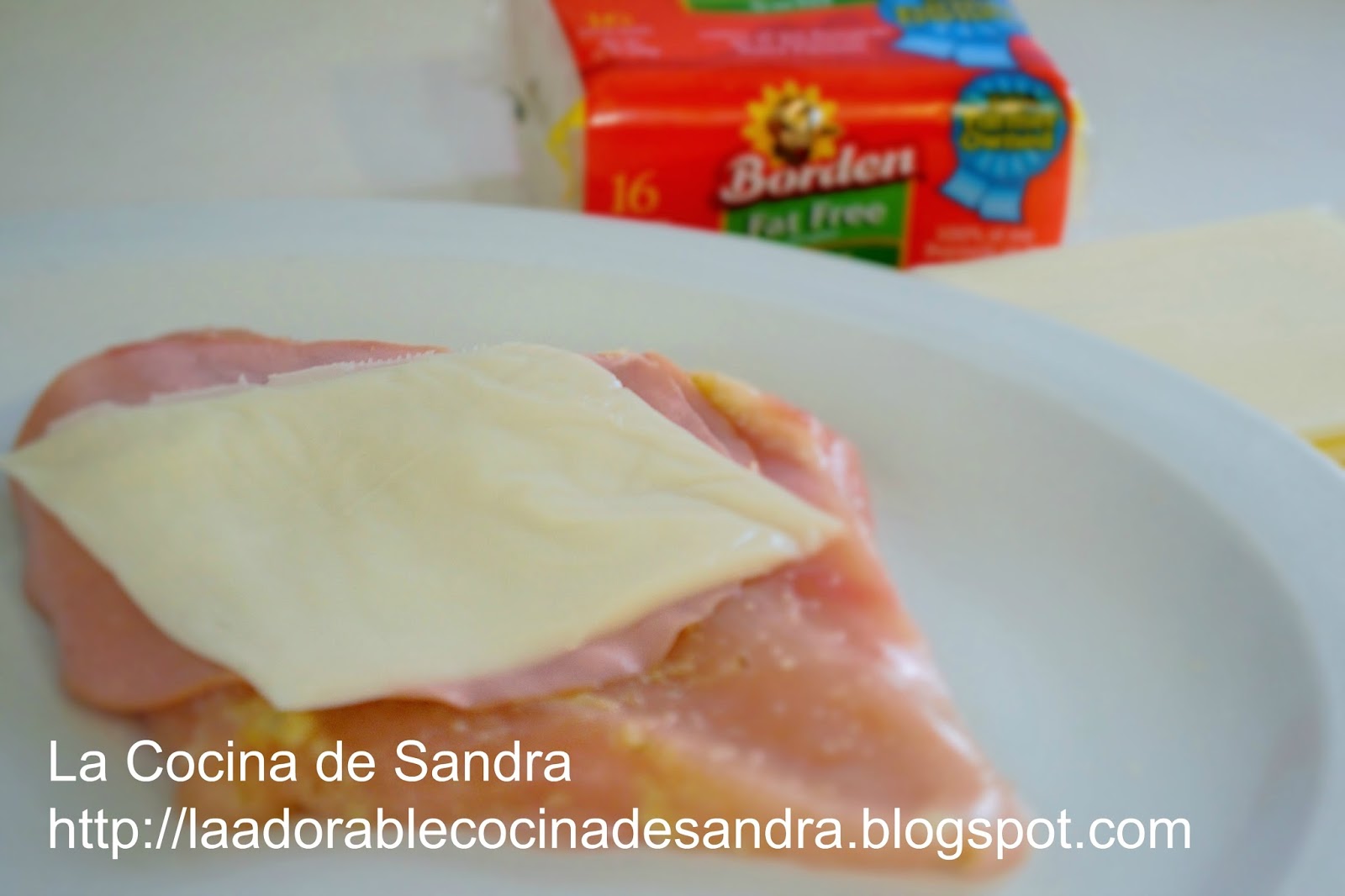 La Cocina de Sandra: PECHUGA DE POLLO RELLENA CON JAMÓN Y QUESO SUIZO