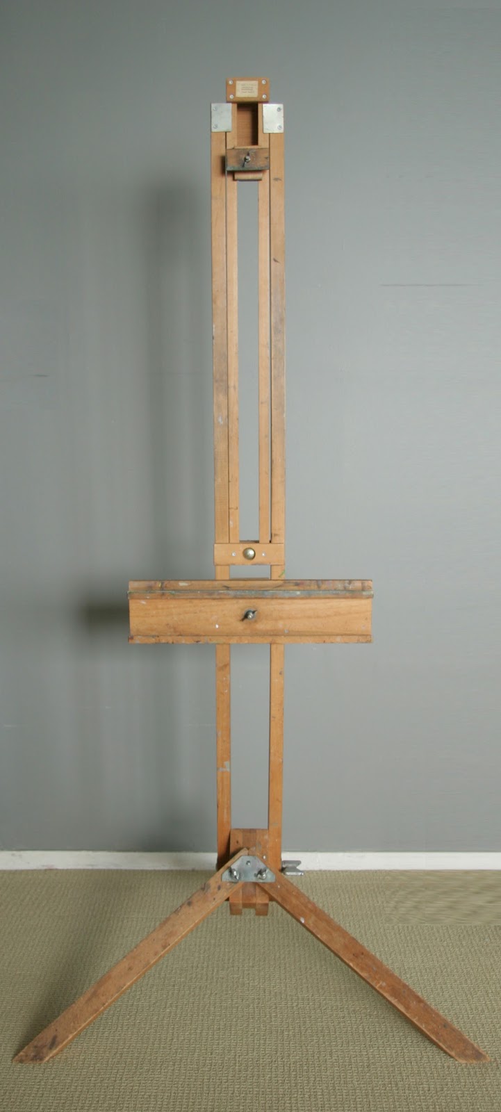 cool red warm blue: Whitecross vs Thames radial easels