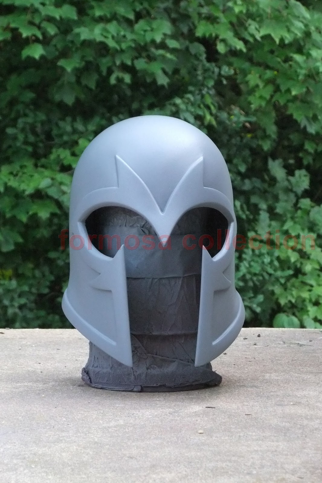 Formosa-Collection: X Men First Class Magneto Helmet build 2