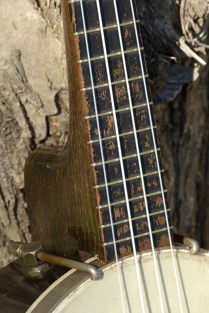 c.1920 Lange "Banner Blue" Banjo Ukulele