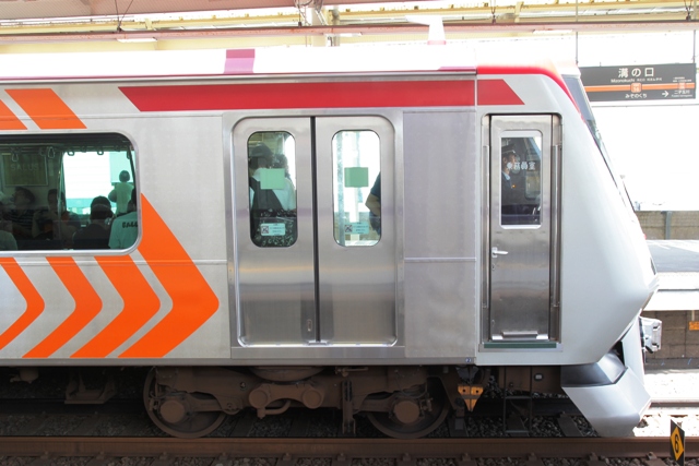 Tokyo Railway Labyrinth: Pros and Cons, Design of the Tokyu 6000