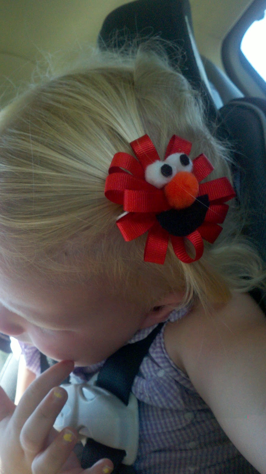 Crafty Momma: Elmo Hair Bow - DIY
