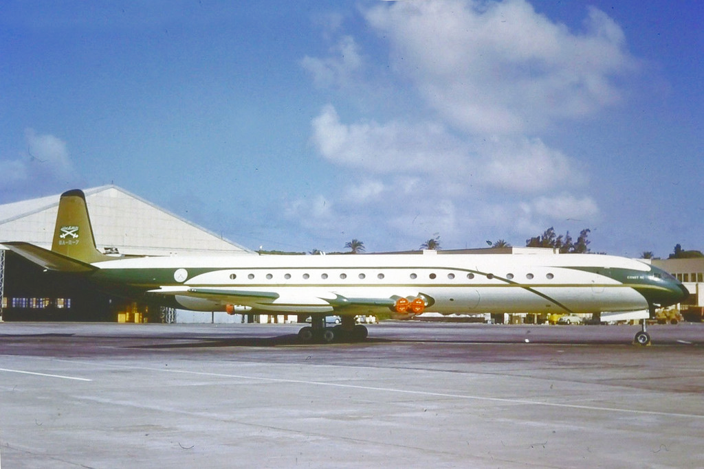 The Story Of The World’s First (Golden) Executive Jet - Oryx
