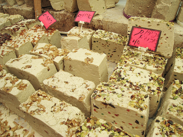 Docaitta Lifestyle: Recipe: Halva, Pistachio Middle Eastern Confection