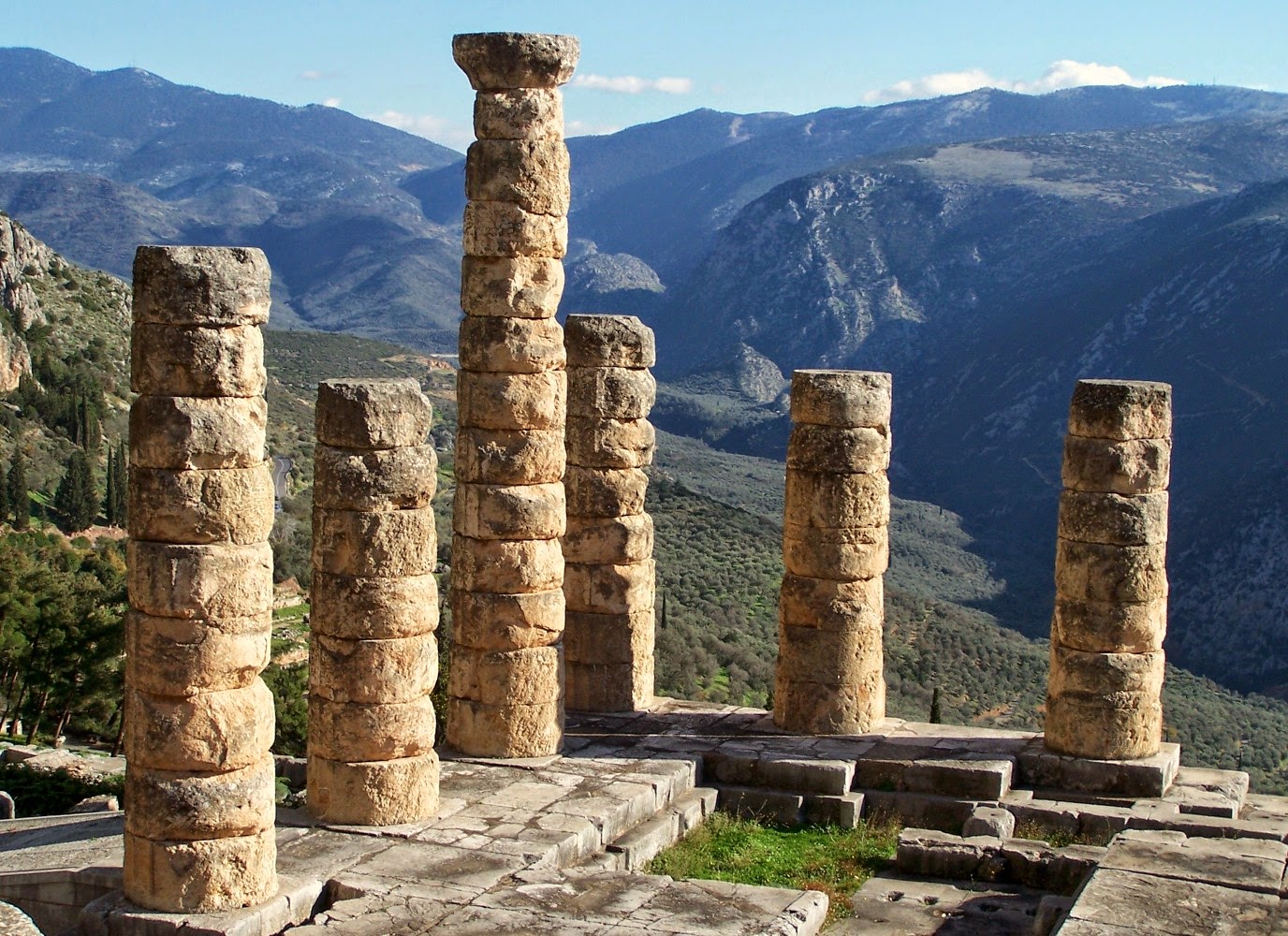 World Visits: Temple of Apollo Famous Historical Place In Delphi