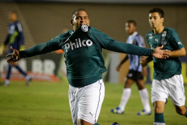 Na Arquibancada: Walter, o jogador de futebol