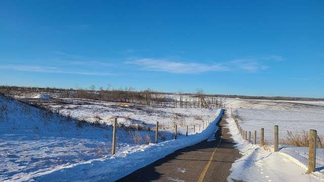 Walking Trails near Lacombe, Alberta: December 2, 2020 Walk from ...