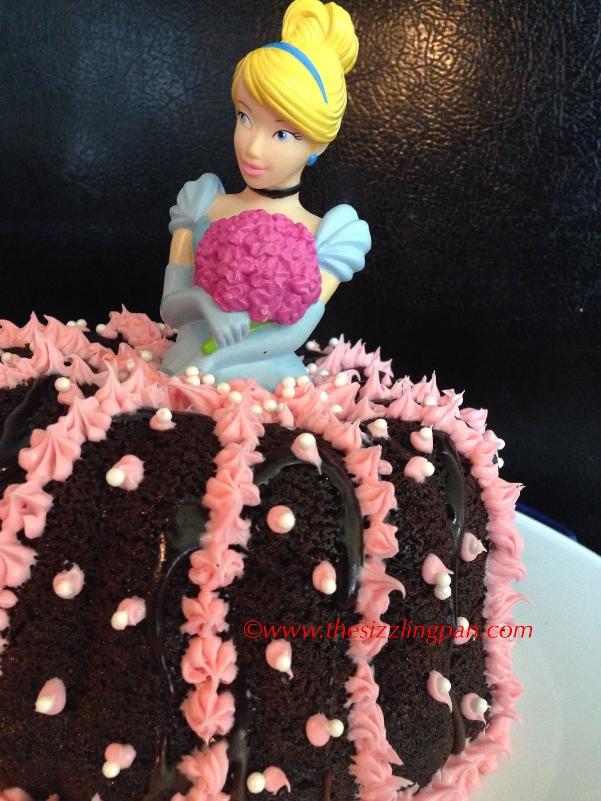 The Sizzling Pan: "Princess Cake"
