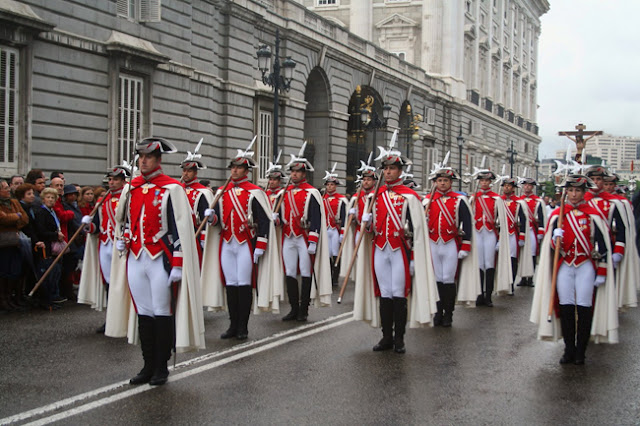AMO DEL CASTILLO: La alabarda. Origen y evolución 2ª parte