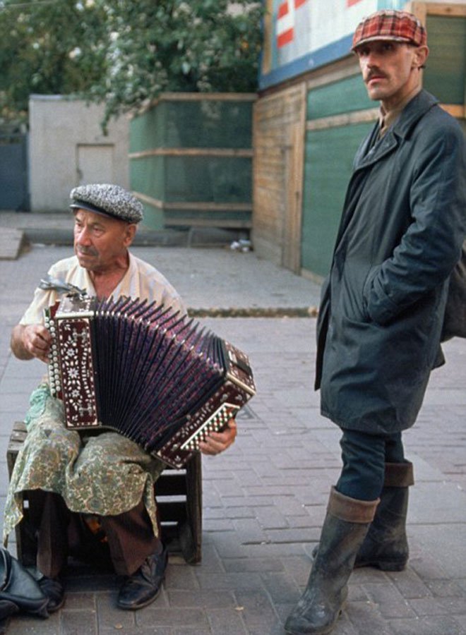 30 Amazing Photographs That Capture Everyday Life in the USSR at the ...