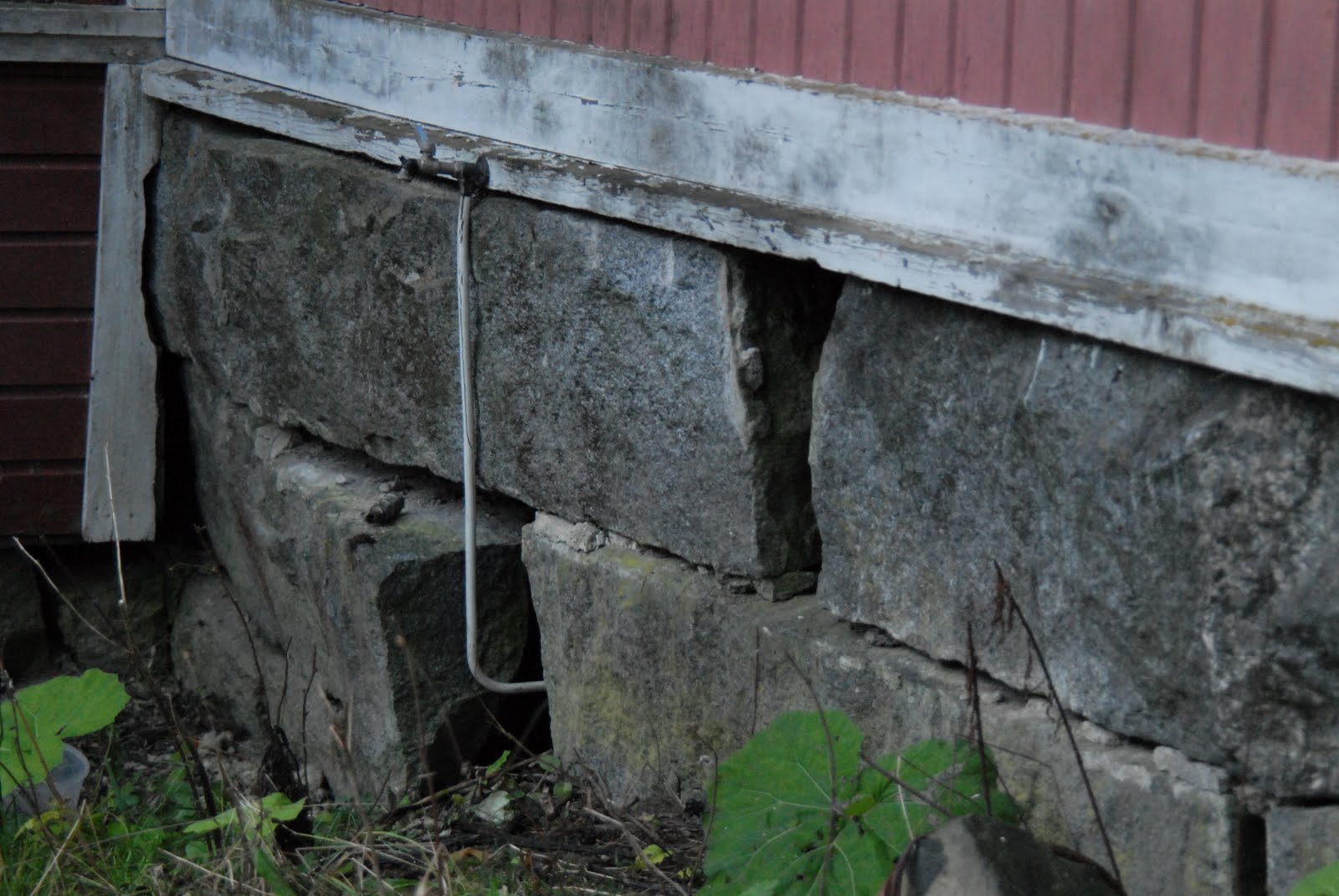 Auringonkehrääjän päiväkirja: Hautautunut kivijalka