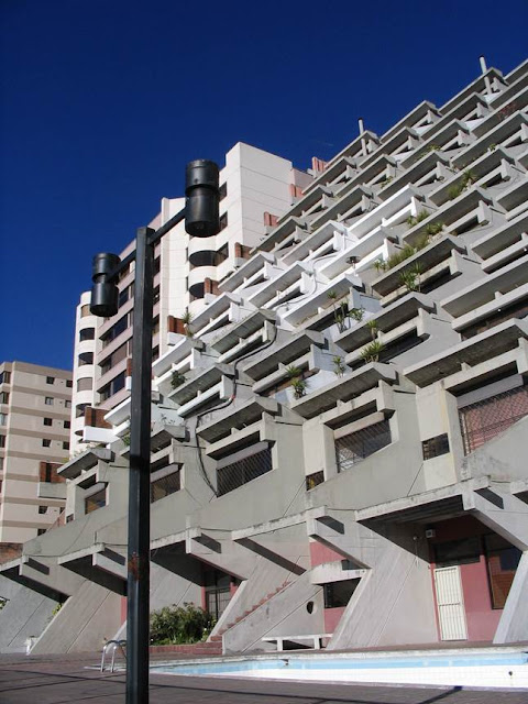 ARQUITECTURA MODERNA EN ECUADOR: MILTON BARRAGÁN