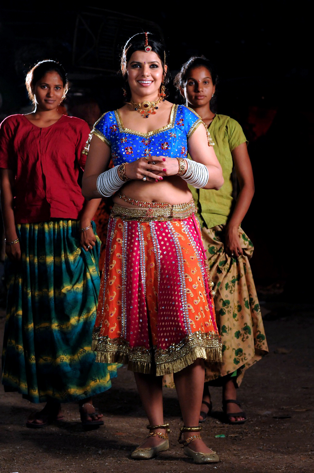 Ghagra song dance by foreigners - nuthohpa