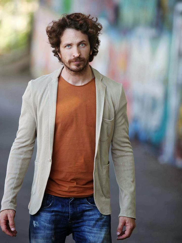 Corriere dello Spettacolo: Antonio La Rosa. Dipingere con la ...