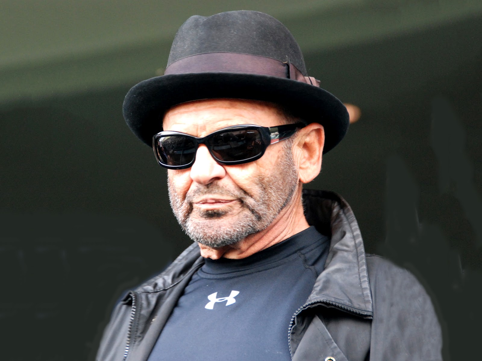 Laughing at Life 2: Laughing Photo's