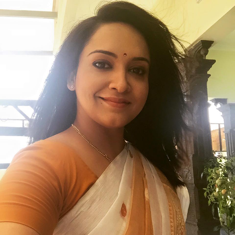 Malayalam Actress Lena Aalmaramspot