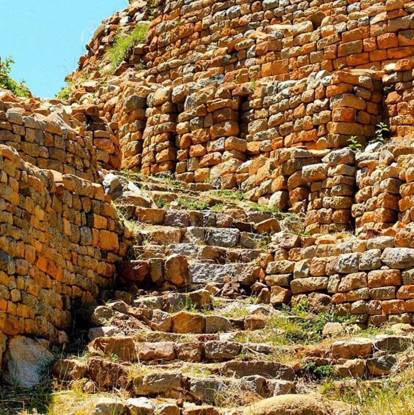Hidden and little known places: Stone Kingdom of the Great Zimbabwe