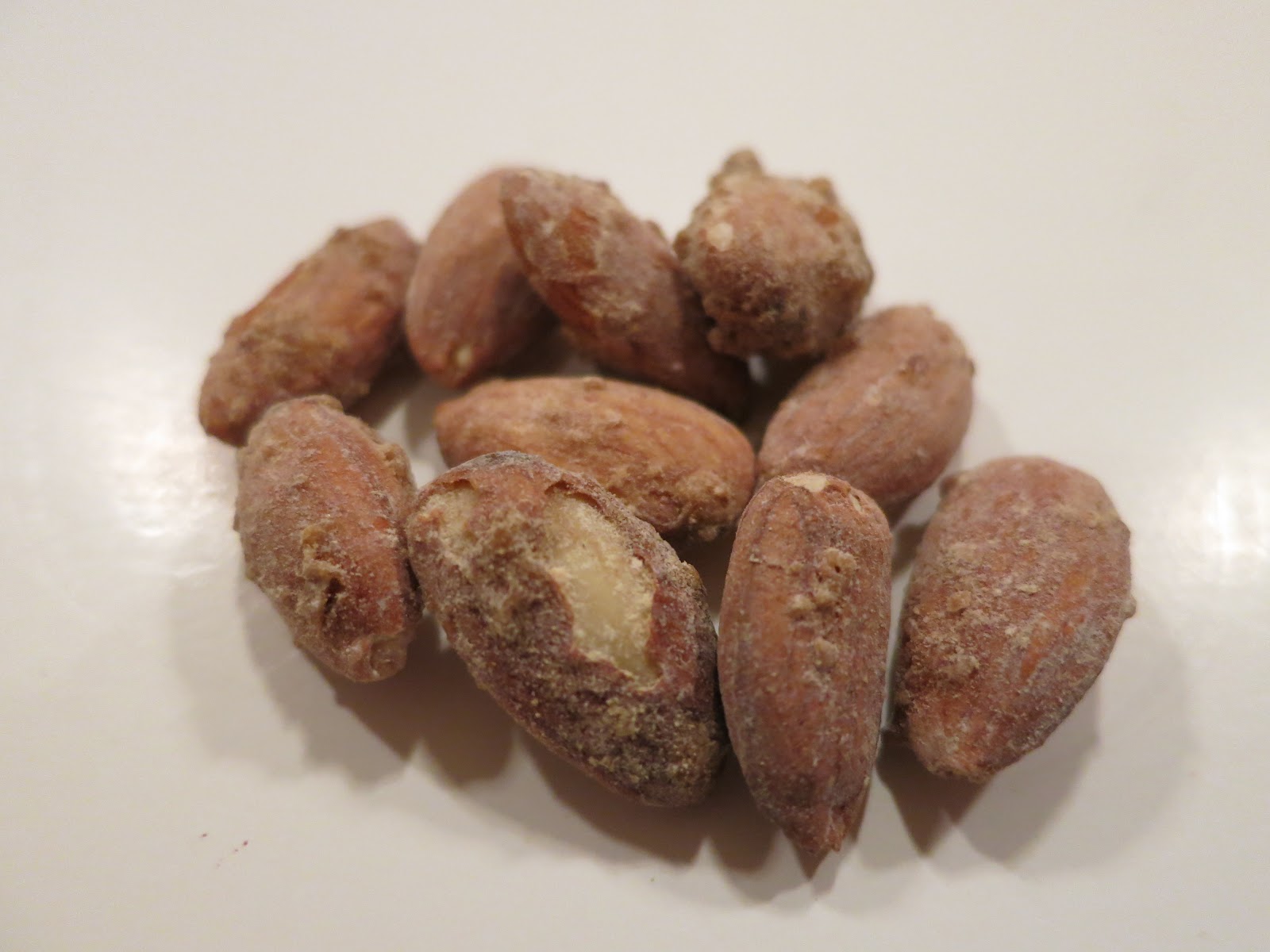 The Veracious Vegan: Hail Merry - Raw Vegan Snacks