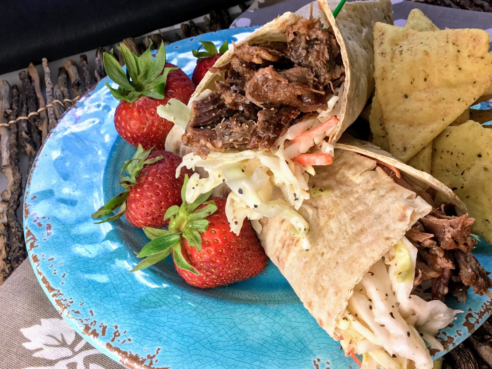 Food Fitness by Paige: Roast Beef Coleslaw Wraps