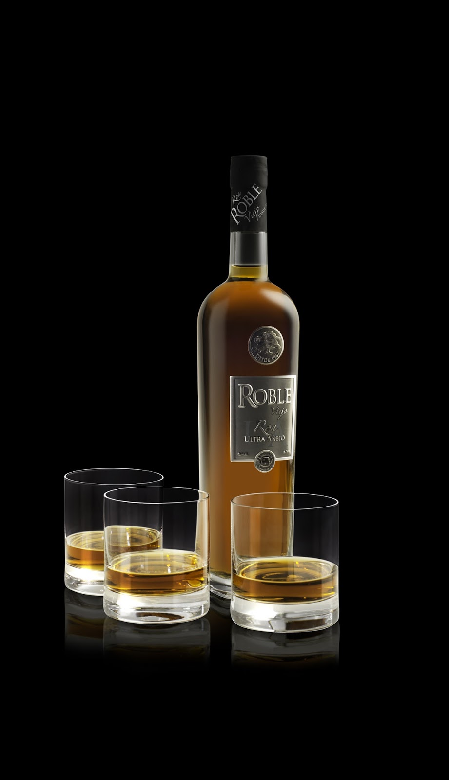 La Vie Charmant_SUROESTE: Ron Roble Viejo Ultra Añejo: Categoría ...