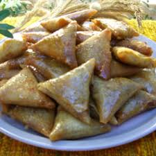 Cuisine Maghreb: briwate aux cacahuétes et sésames