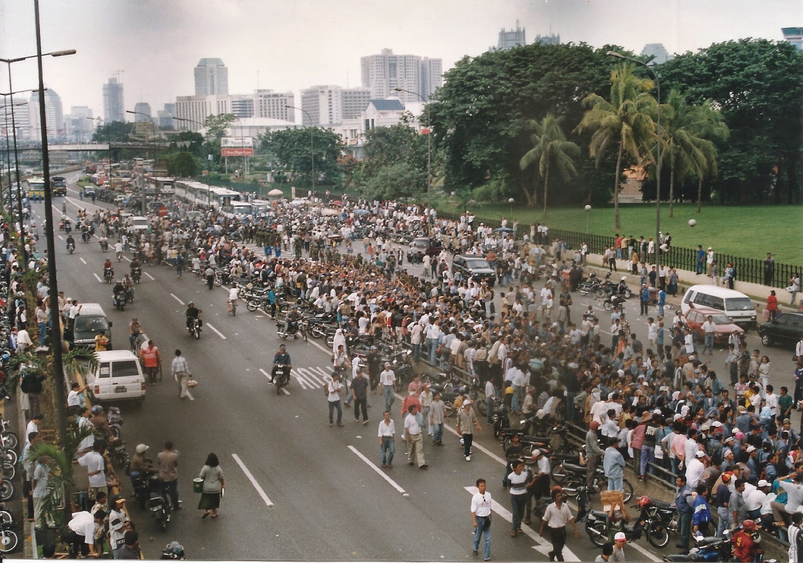 From Aceh to Myanmar: May 21: the anniversary of the fall of Suharto ...