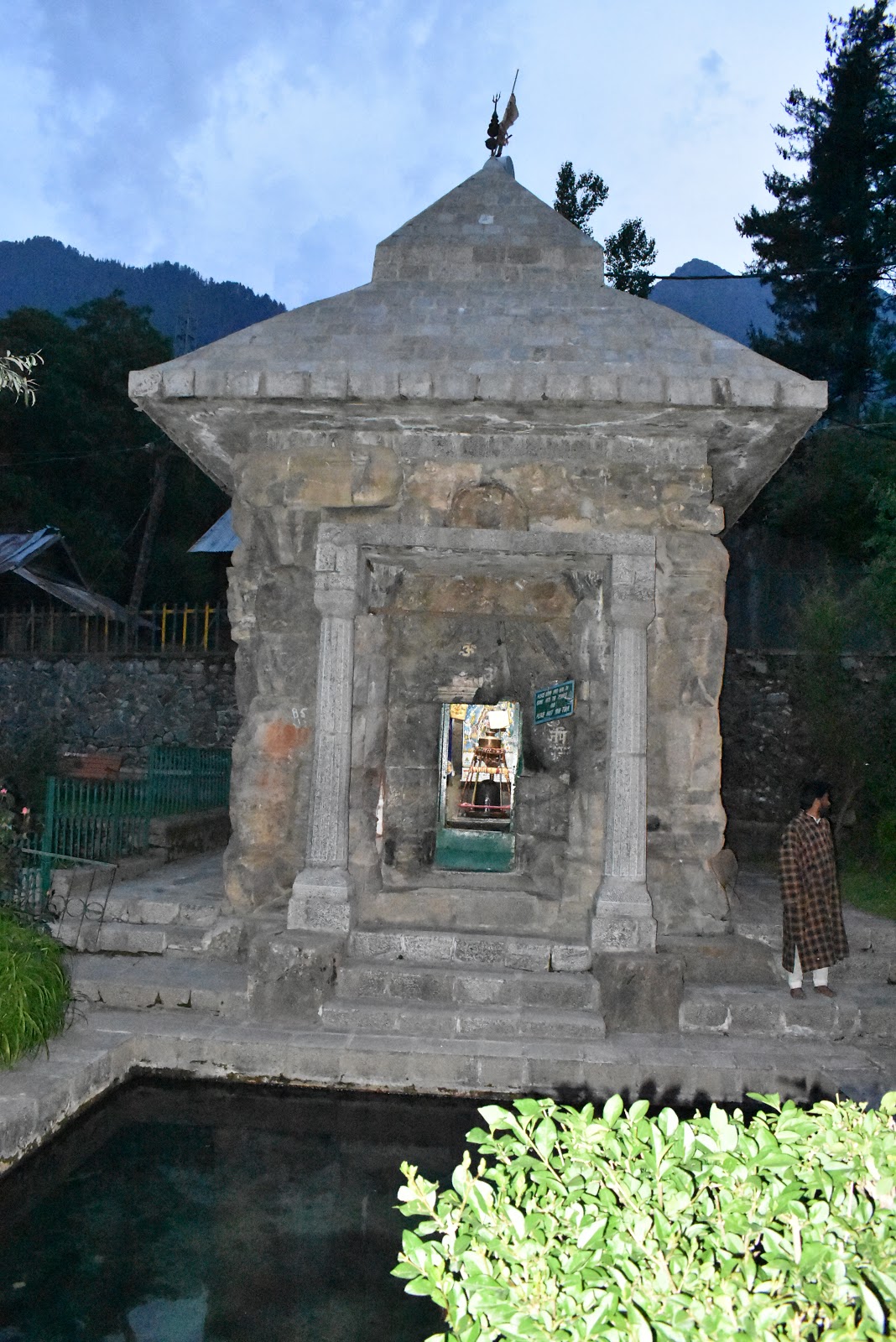 Let's See Kashmir: MAMAL TEMPLE- PAHALGAM