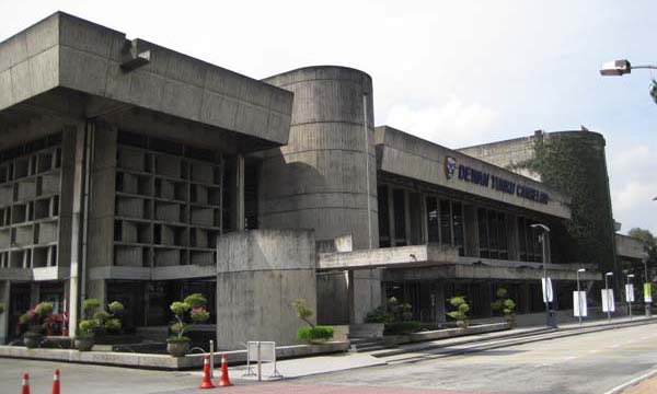 Behind the Truth & Possibilities : Buat First Degree Atau Study Dekat ...