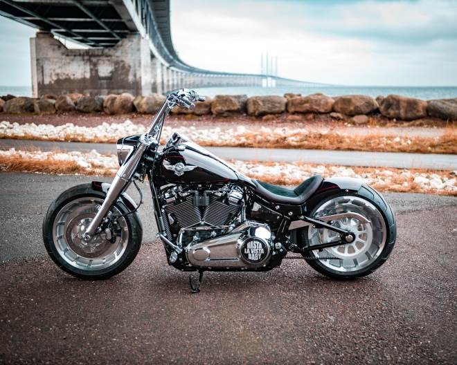 biker excalibur II: FAT BOY T2 Harley-Davidson Malmö. Battle of the ...