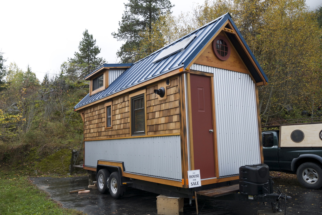 TINY HOUSE TOWN: The Acorn House By Nelson Tiny Houses