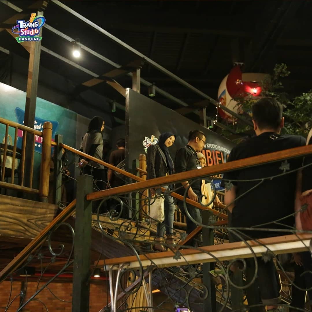 Fakta Unik Wahana Zombieland Double Tap Escape di Trans Studio Bandung ...