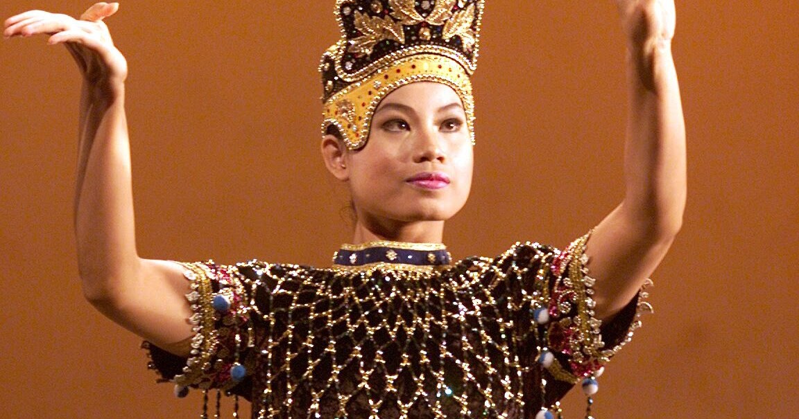 Transformed in Transition: The Tari Inai of Kelantan