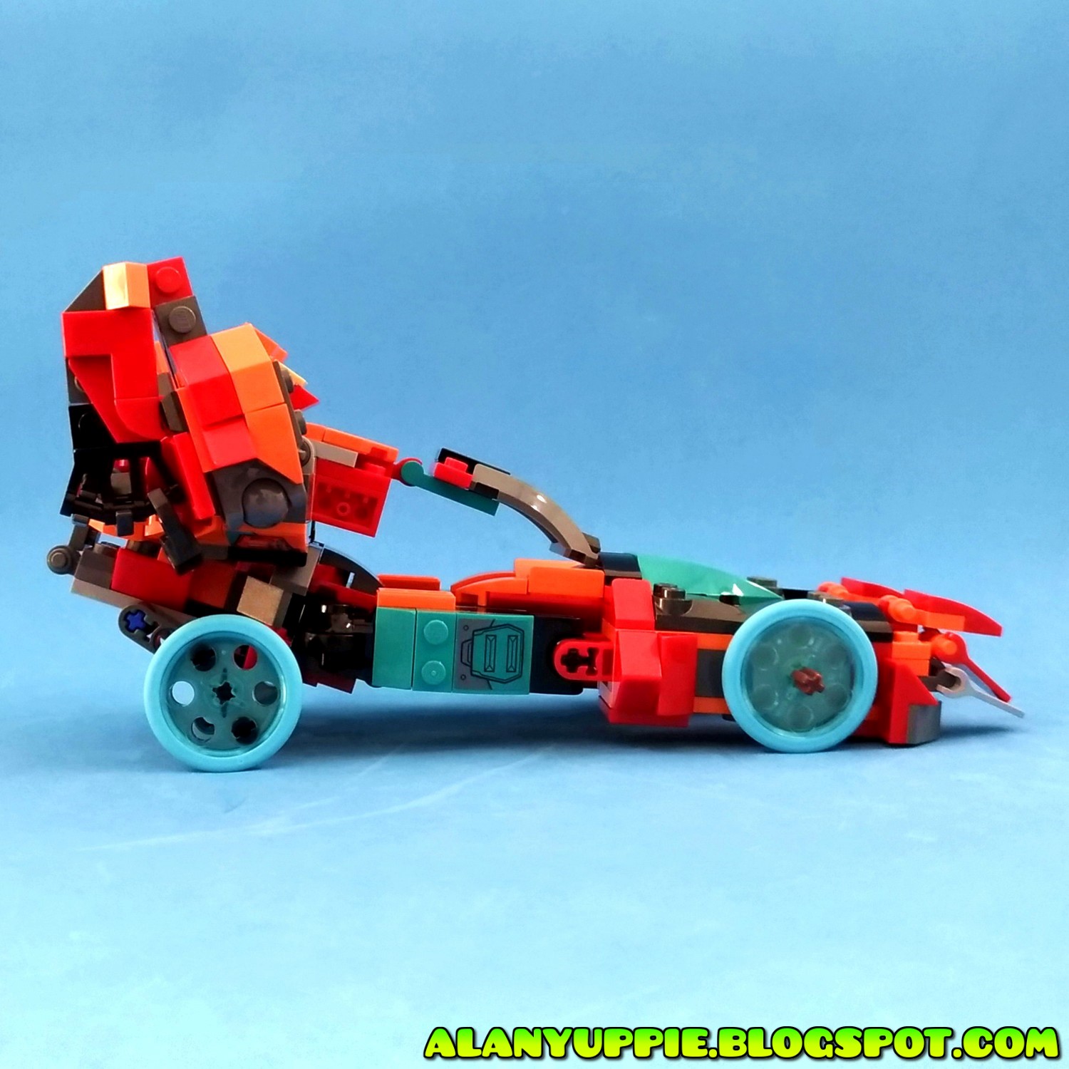 Alanyuppie's LEGO Transformers: Video Tutorial: Transformer Speedster ...