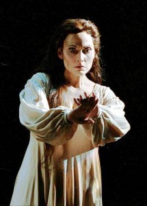 DISFRUTANDO LEER: LADY MACBETH