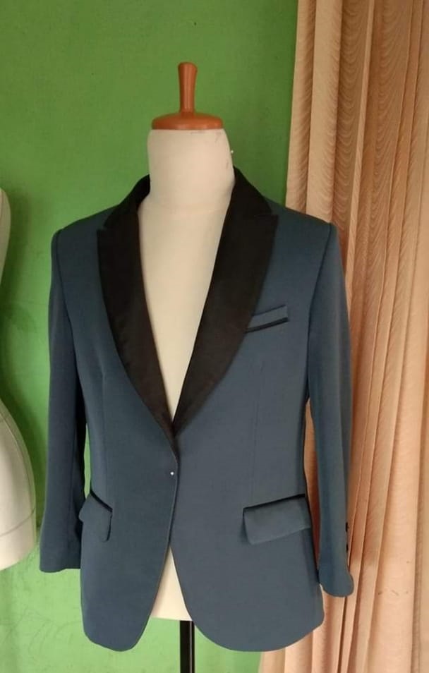 Harga Jasa Jahit Baju Jas Resmi Pria untuk Pentas Formal dan Santai ...