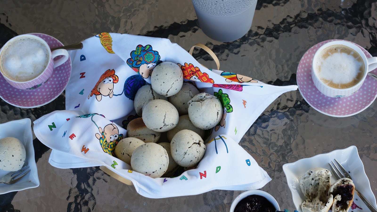 ஜ۩۞۩ஜ Vanessa の 温馨厨房 ஜ۩۞۩ஜ : Korean Sesame Tapioca Bread / Korean QQ Bun