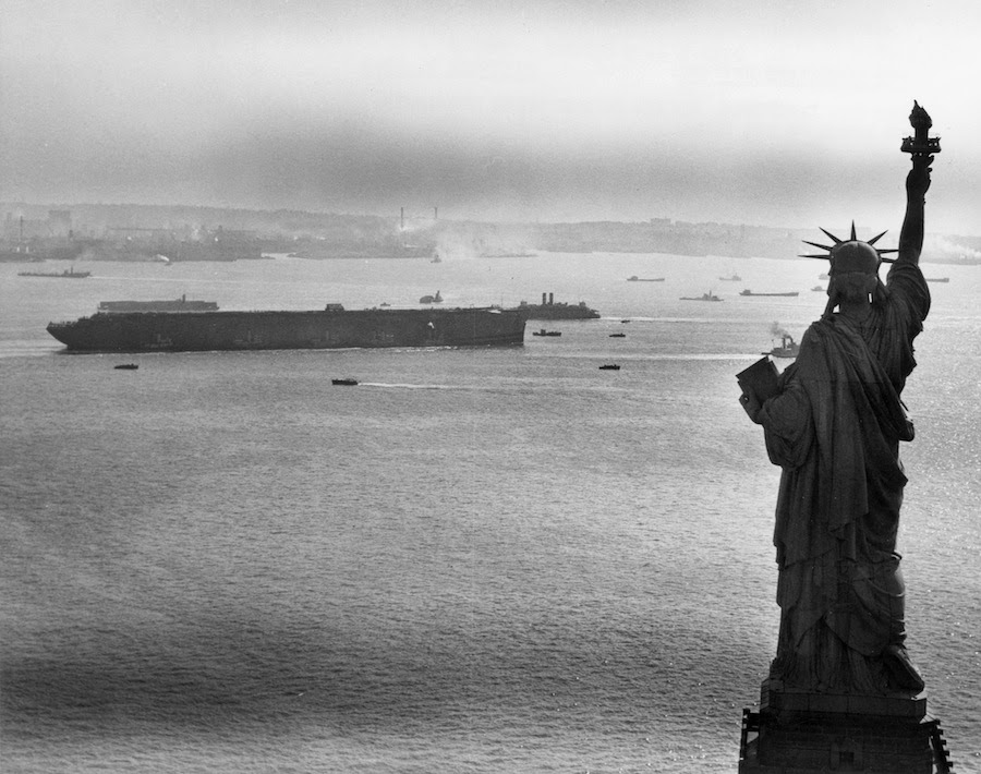 13 Incredible Historical Photos of New York City During World War II ...