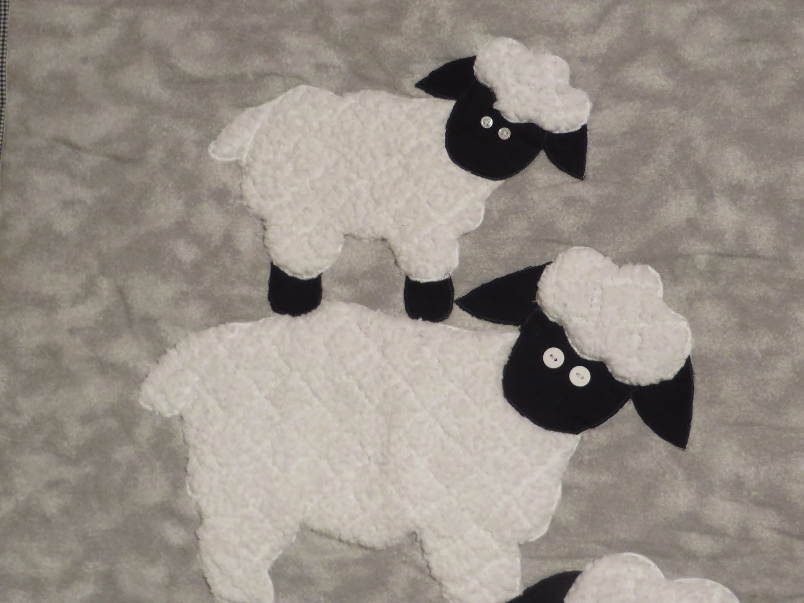 xoxo Grandma: Vintage & Contemporary Lamb Quilt