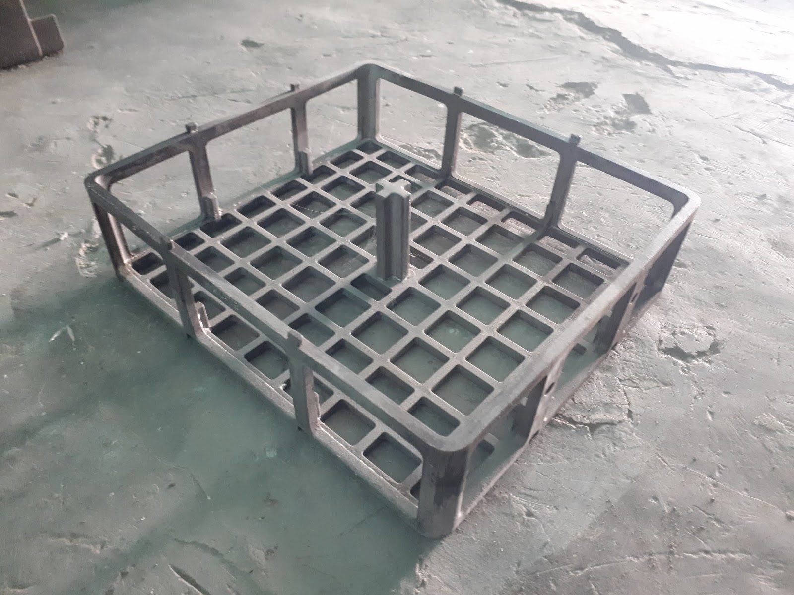 Pengecoran Logam, Investment Casting & Sand Casting - PT RADIUS TEKNIK ...