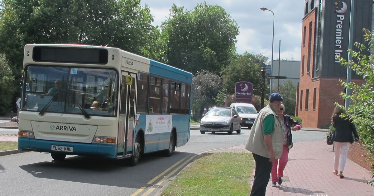 Busworld Photography: ARRIVA 2275 FL52 MML in LICHFIELD