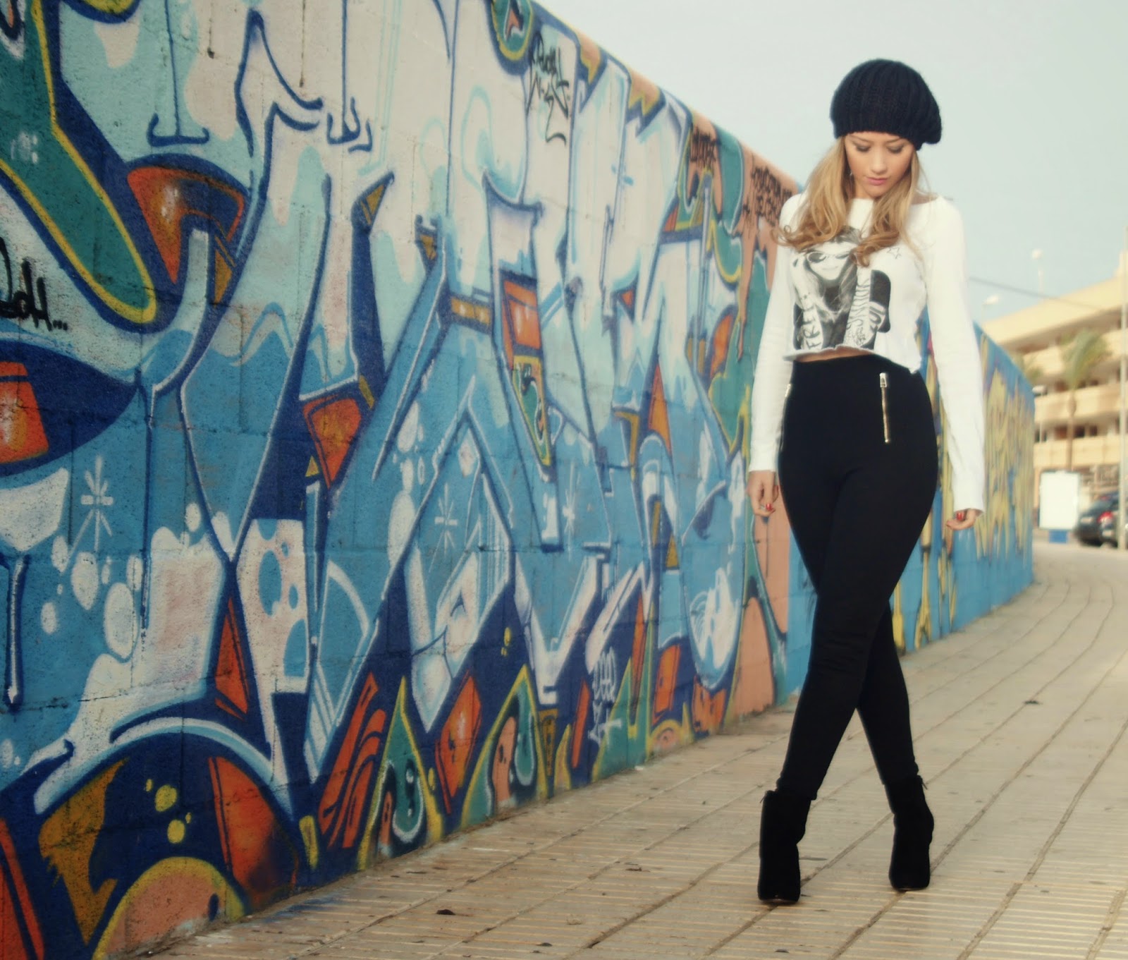 Dress To Impress Ibiza: Urban look