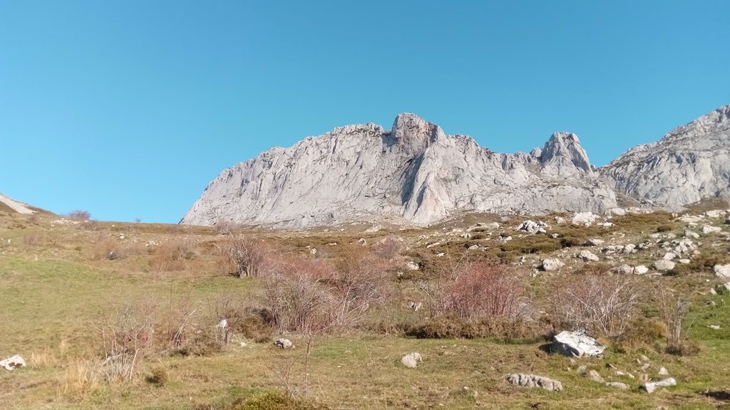 La Garafa: Peñas del Prado: Desgaste Emocional