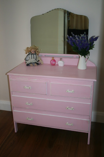 Lilyfield Life: Pink Dressing Table