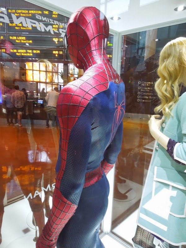 Hollywood Movie Costumes and Props: Spider-man and Gwen Stacy costumes ...