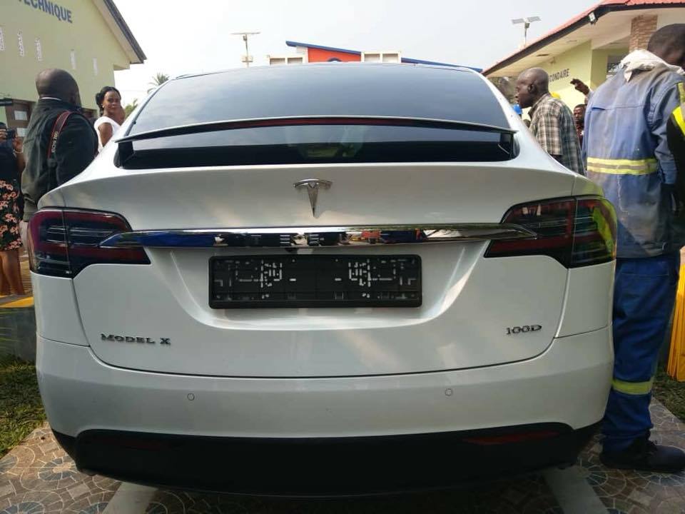LA TESLA SE TROUVE EXPOSÉE EN RD CONGO - CONGO MAGAZINE
