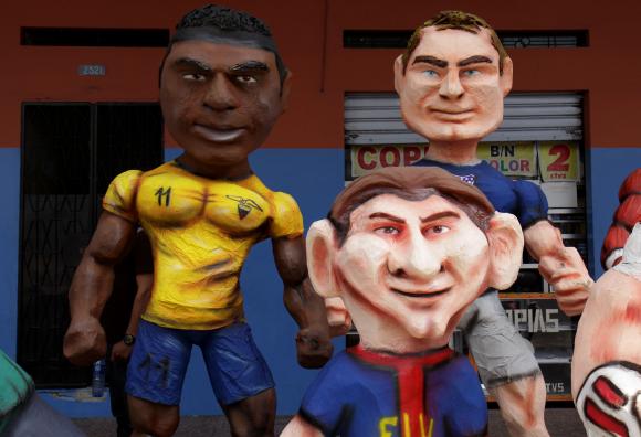 Tradiciones fin de Año- Ecuador: El Monigote