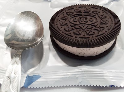 (Eat to Live) or (Live to Eat): Oreo Sandwich Ice Cream